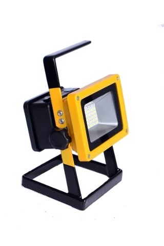 Refletor / Luz LED portátil pequeno para trabalho externo. Recarregável ...